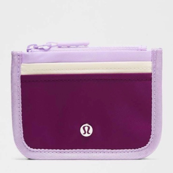 lululemon athletica | Accessories | Lululemon True Identity Card Case ...